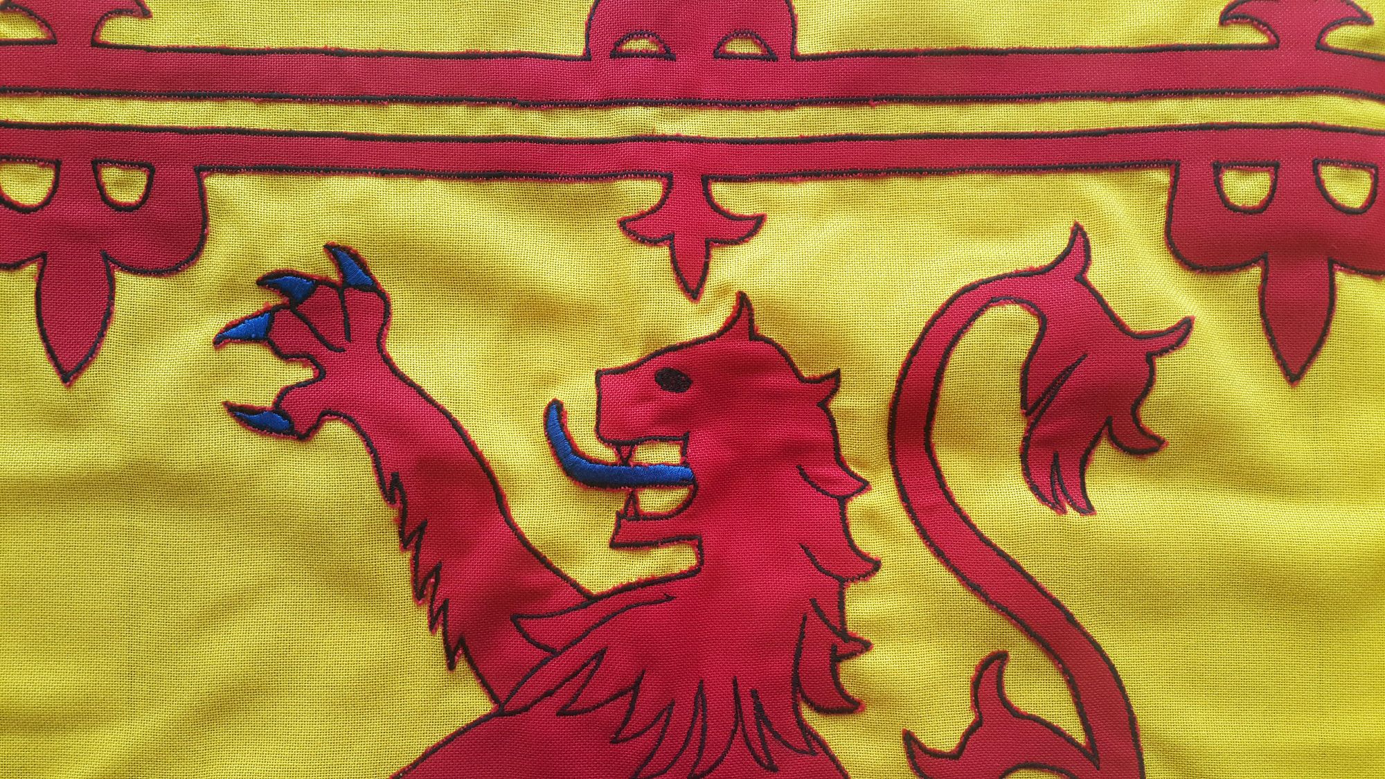 Scotland Lion Rampant MoD sewn embroidered flag - PUFFIN FLAGS UK
